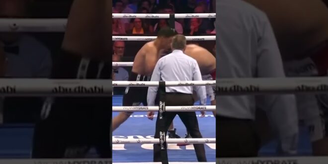 Mexican Style Dmitry Bivol #shorts – Boxing News