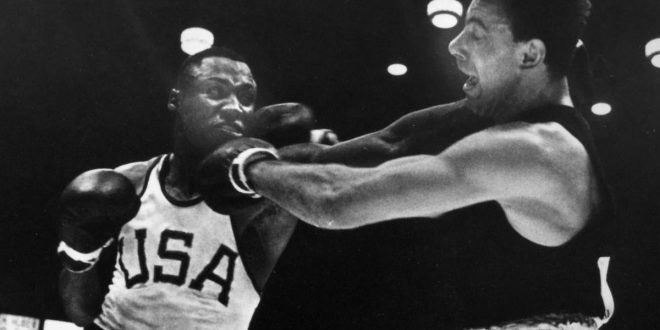 “Smokin” Joe Frazier Gets USA Amateur Boxing Honor – Boxing News